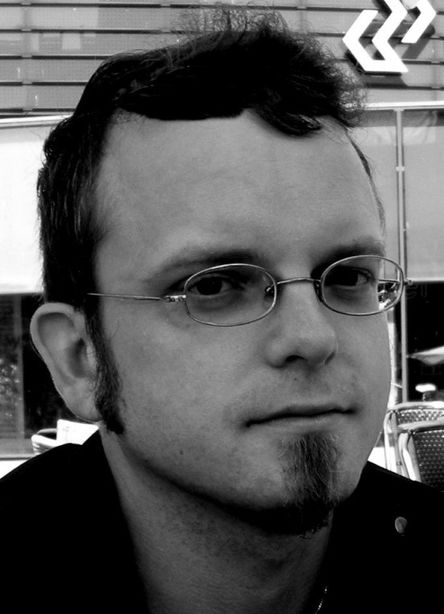 Simon Petersen - ComicWiki